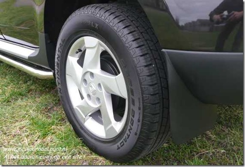 De Dacia Duster Site van Nederland en België: Dacia Duster Noir Nacré